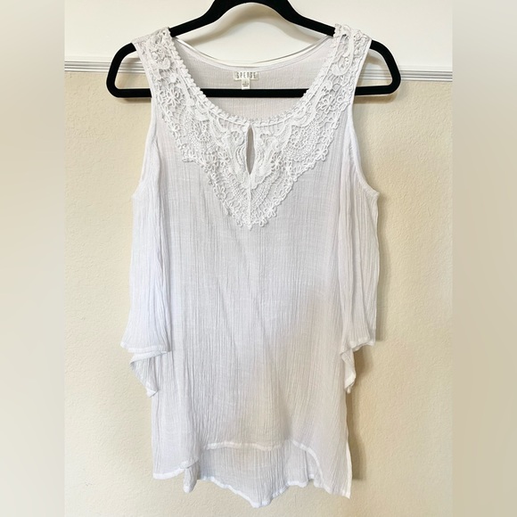 Spense | Tops | Cold Shoulder Adorable White Summer Top Light Weight A ...